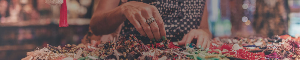 Wholesale Clearance Deals on Jewelry, Clothing, and Accessories | Bulk ...